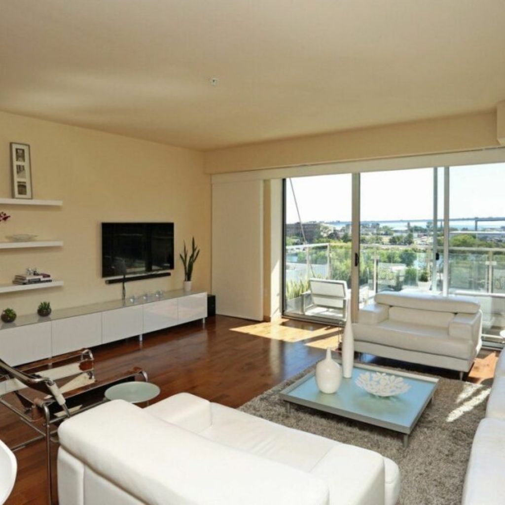 Walker's Point Two Bedroom Apartments - Oregon Apartments at SWW